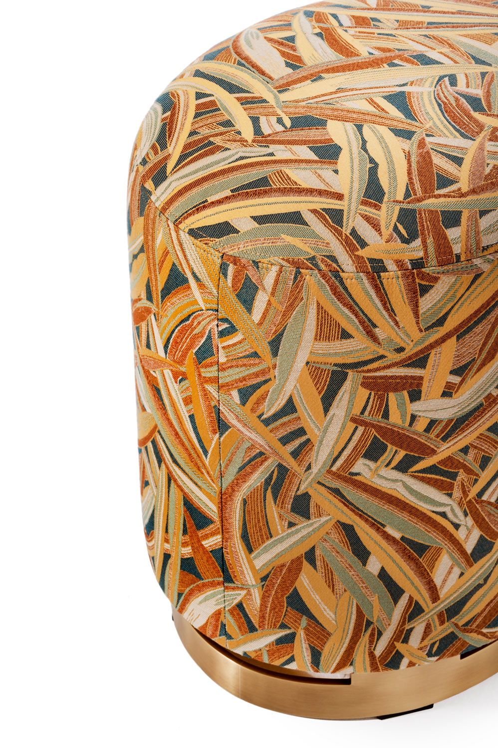 Tabouret en tissu tapissé et piétement laiton - Gumi – Bruno Moinard ...